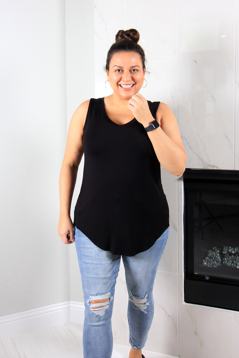 Francine Hi-Low V-Neck Top | Black – Kaeute